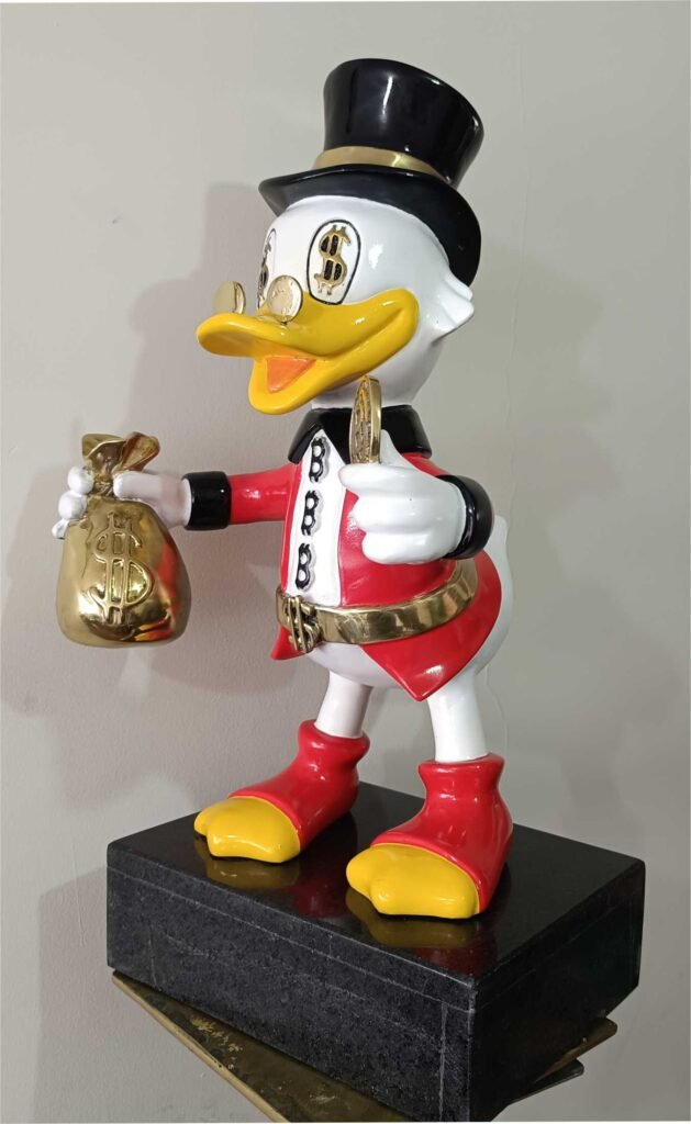 Tio Rico Mc Pato en bronce - Global Sistems